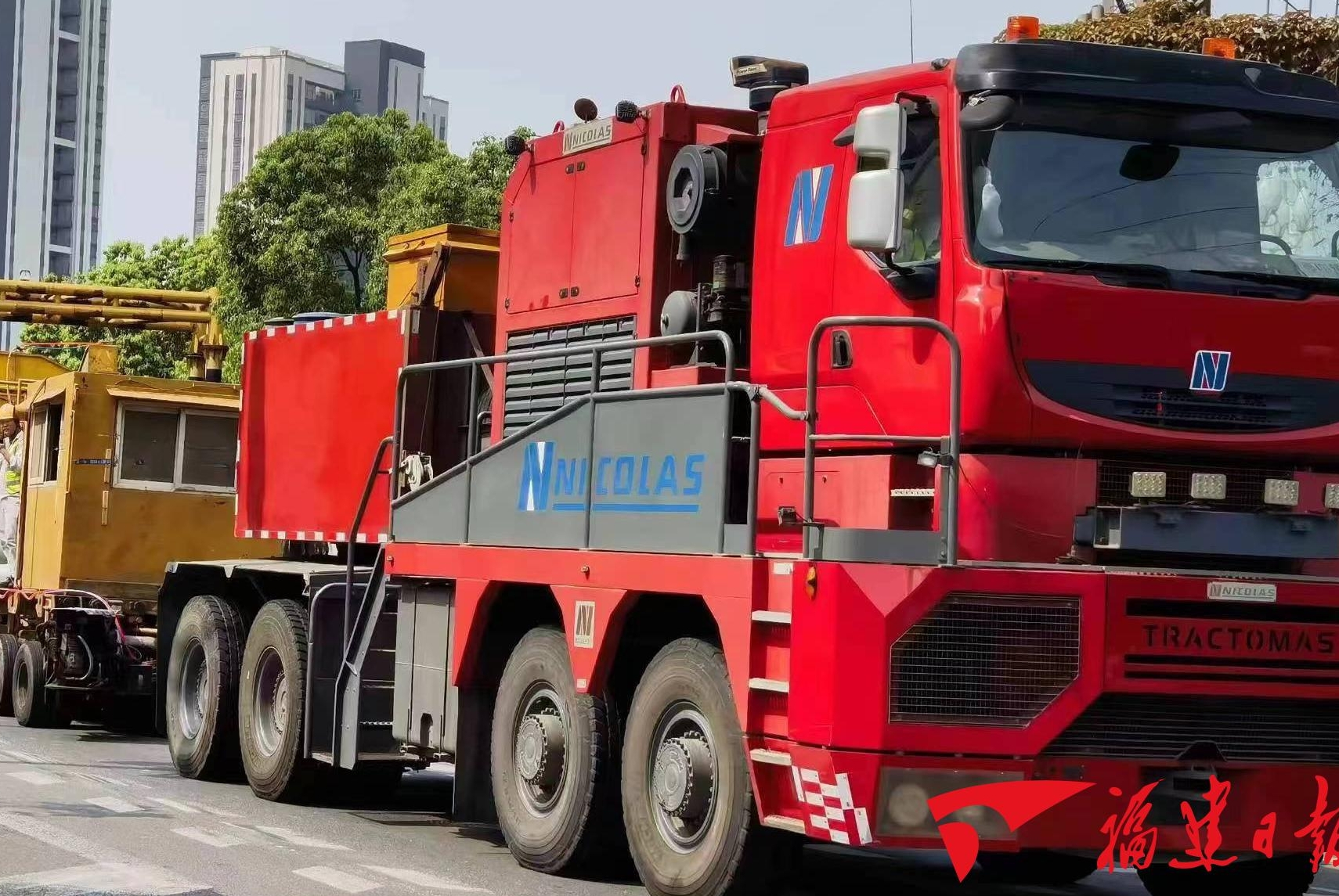 漳州公路应急保障分中心：护航大件设备运输